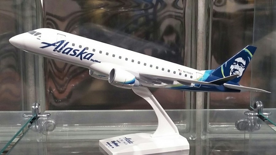 Aircraft Models | Alaska (Snap Model) E175 | ACM5